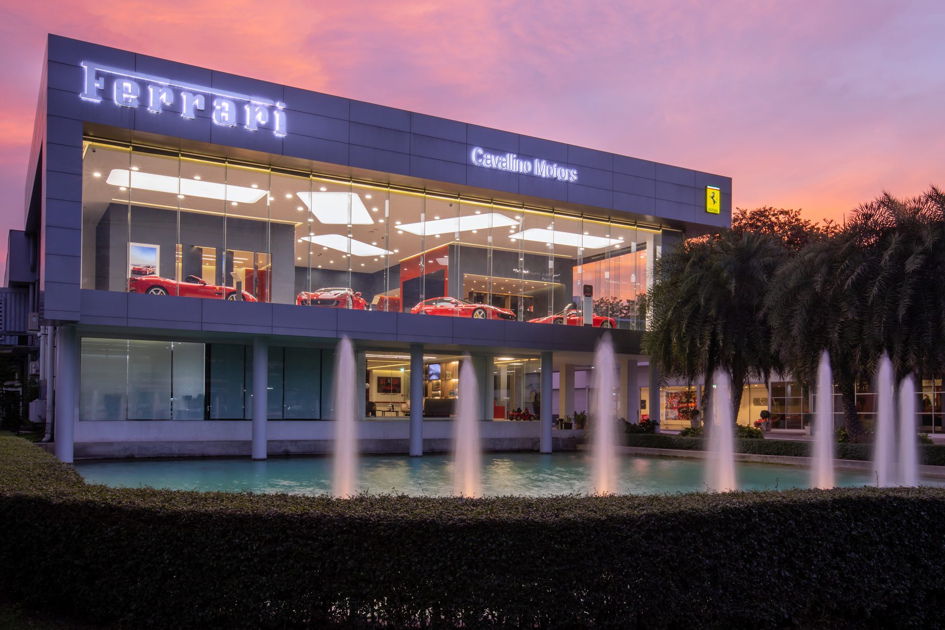 Ferrari ปรับโฉมโชว์รูมให้สอดรับกับ Ferrari Corporate Identity ใหม่ ...