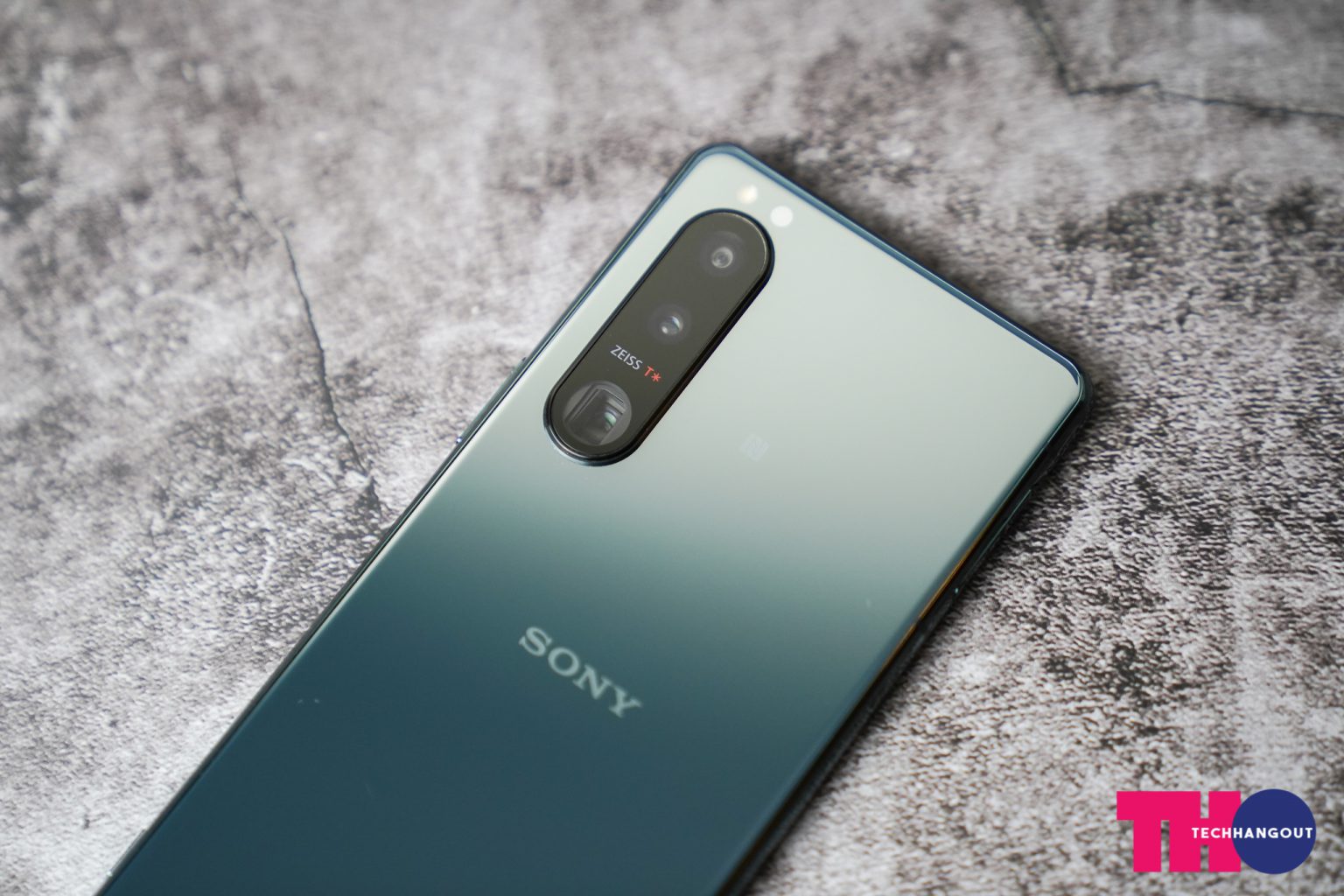 รีวิว SONY XPERIA 5 MARK 3 เรือธงรุ่นล่าสุด ขนาดพอดีมือ เลนส์ ZEISS เท ...